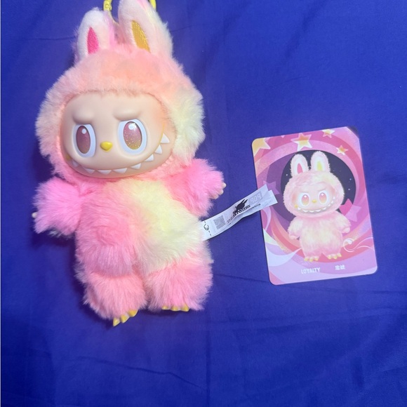 POP MART | Other | Labubu Big Into Energy Loyalty Read Des | Poshmark